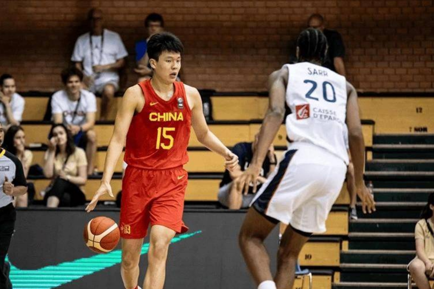 中国U19男篮不敌法国U19男篮无缘世界杯首胜！杨瀚森得到14分6篮板5助攻3盖帽_比赛_投篮