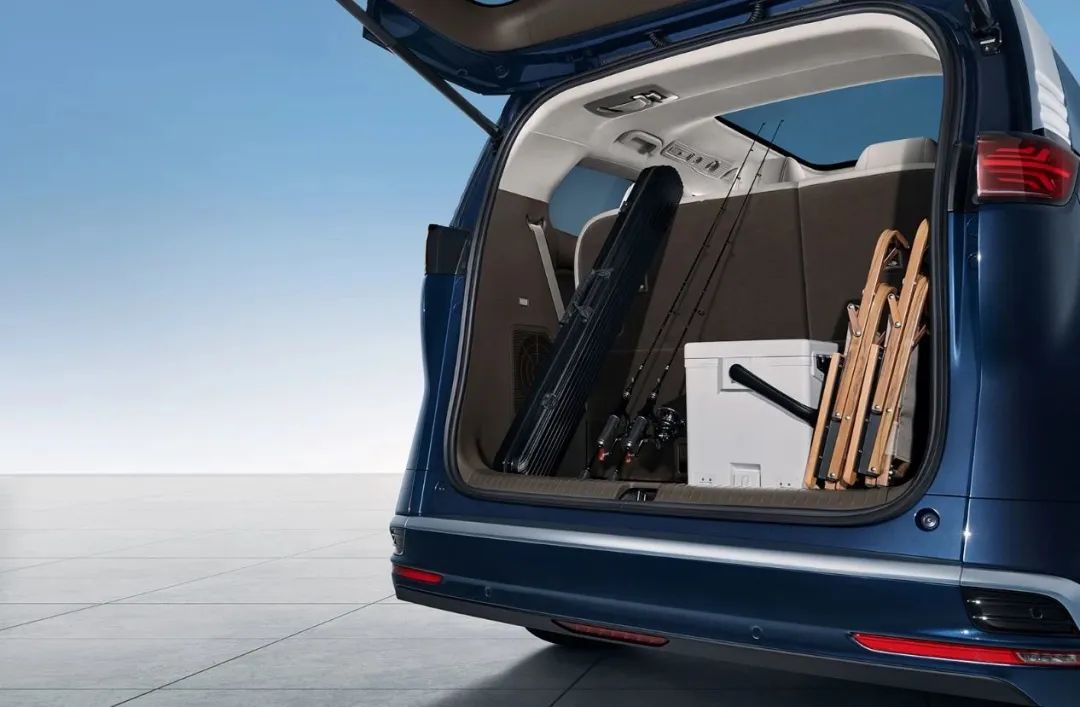 买一辆理想，就能平替GL8、腾势D9等MPV？_搜狐汽车_搜狐网