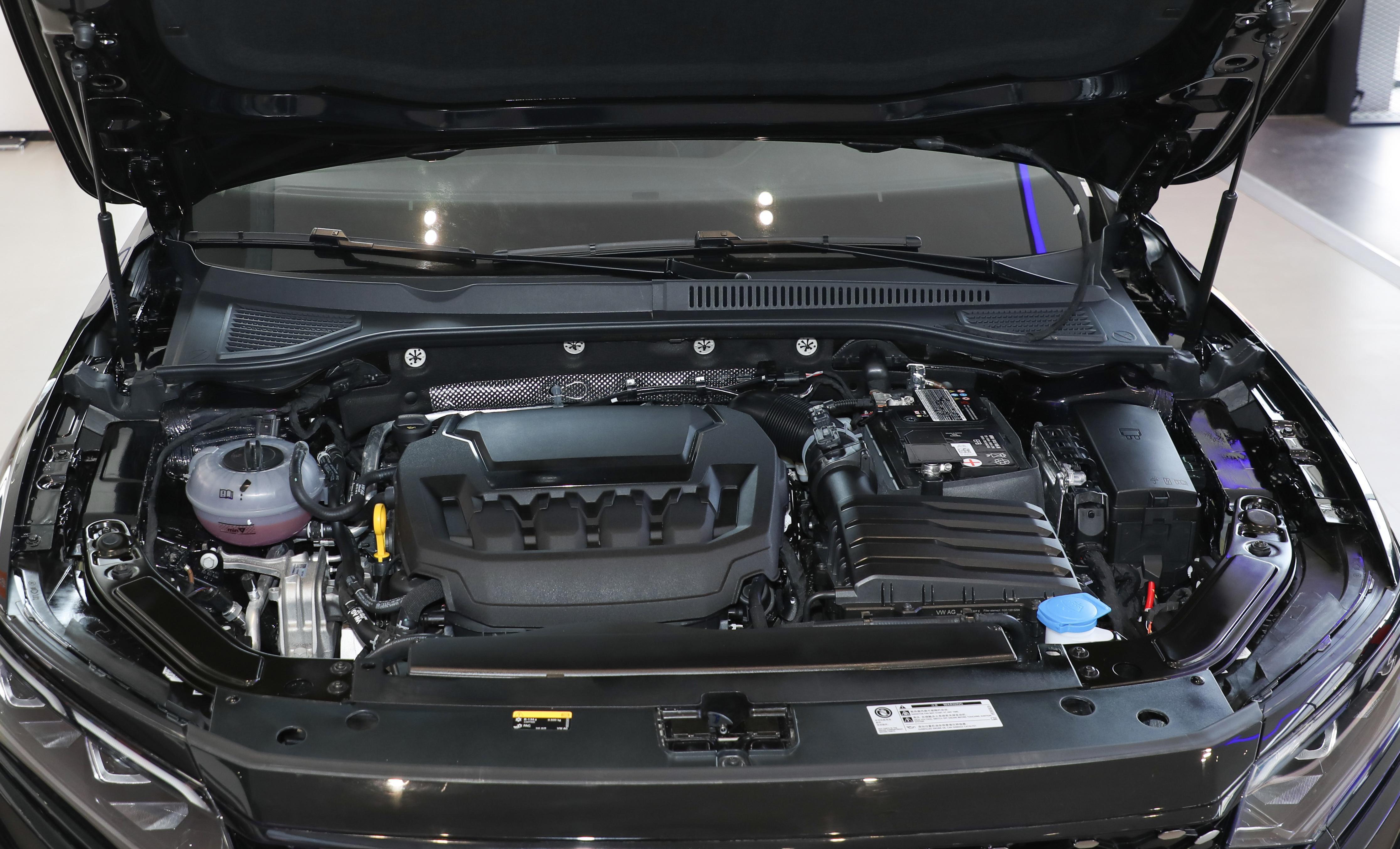 大众也是“以价换量”！帕萨特降幅达4.1万，月销16556辆_搜狐汽车_搜狐网