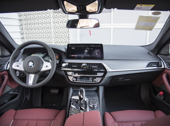 凯迪拉克全新CT6限时礼遇，BBA成员宝马5系、奥迪A6L真的值吗？_搜狐汽车_搜狐网