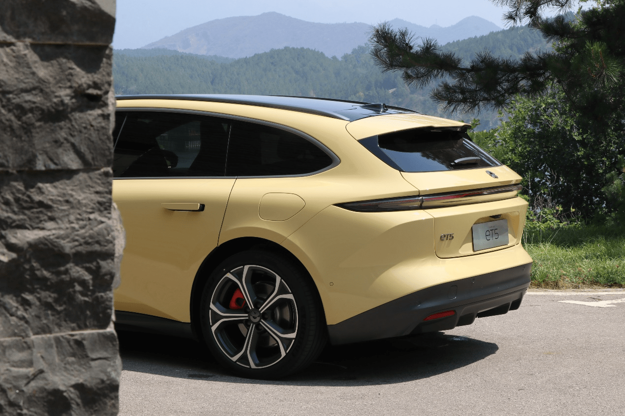 新车解码丨卧薪尝胆的蔚来ET5旅行，真有实力抢Model Y的饭碗？_搜狐汽车_搜狐网