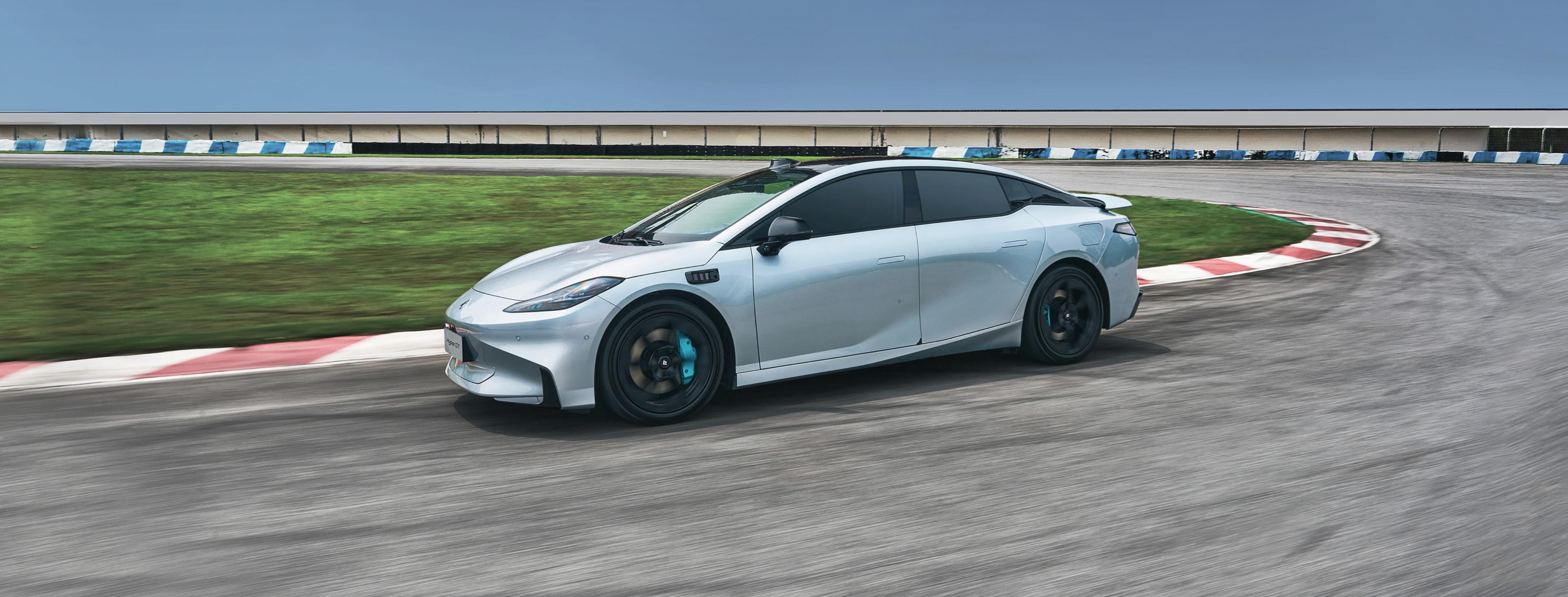 后驱零百4.9秒、续航710km、可换电可超充，昊铂GT真的很nice_搜狐汽车_搜狐网