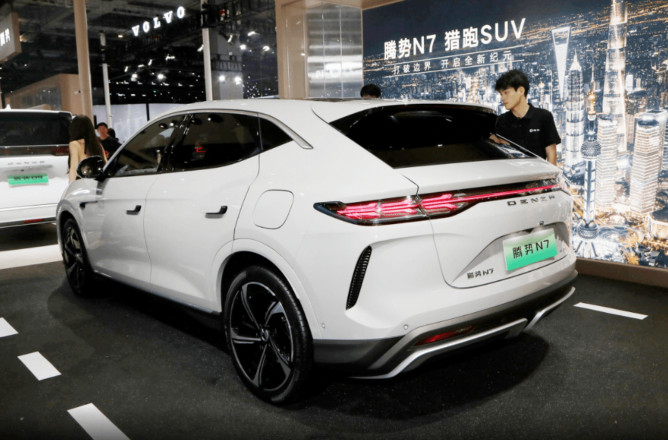 对标BBA！腾势N7售30.18万元起上市_搜狐汽车_搜狐网