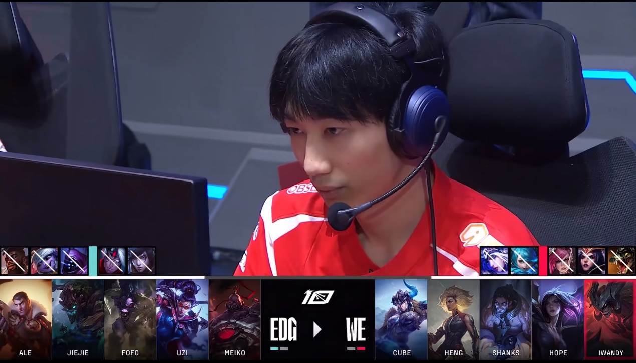 Uzi特殊打法火了，选薇恩早有预谋，电刀去质器成绝配，清线无解_小兵_观众_效果