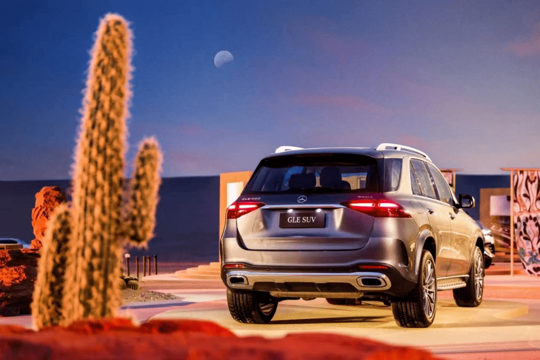 新款奔驰GLE 69.98万起售，选它还是宝马X5？_搜狐汽车_搜狐网