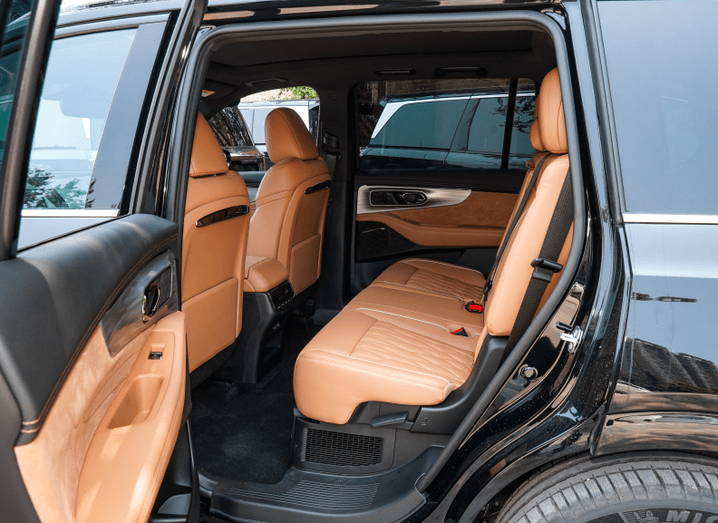 豪华硬朗各有所长！预算23万选红旗HS5还是传祺GS8_搜狐汽车_搜狐网