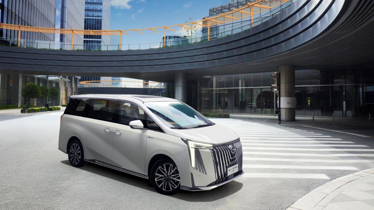 大气豪华亮点多 长春车展上市的新一代M8大师雄心何在_搜狐汽车_搜狐网