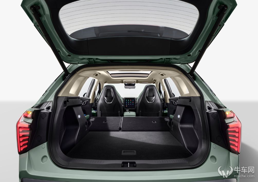 紧凑SUV也能很豪华，红旗HS3上市14.58万起！_搜狐汽车_搜狐网