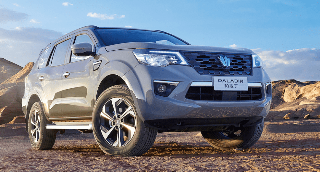 曾经越野王者SUV，15万起！2.0T+8AT、四驱、三把锁统统配齐！_搜狐汽车_搜狐网