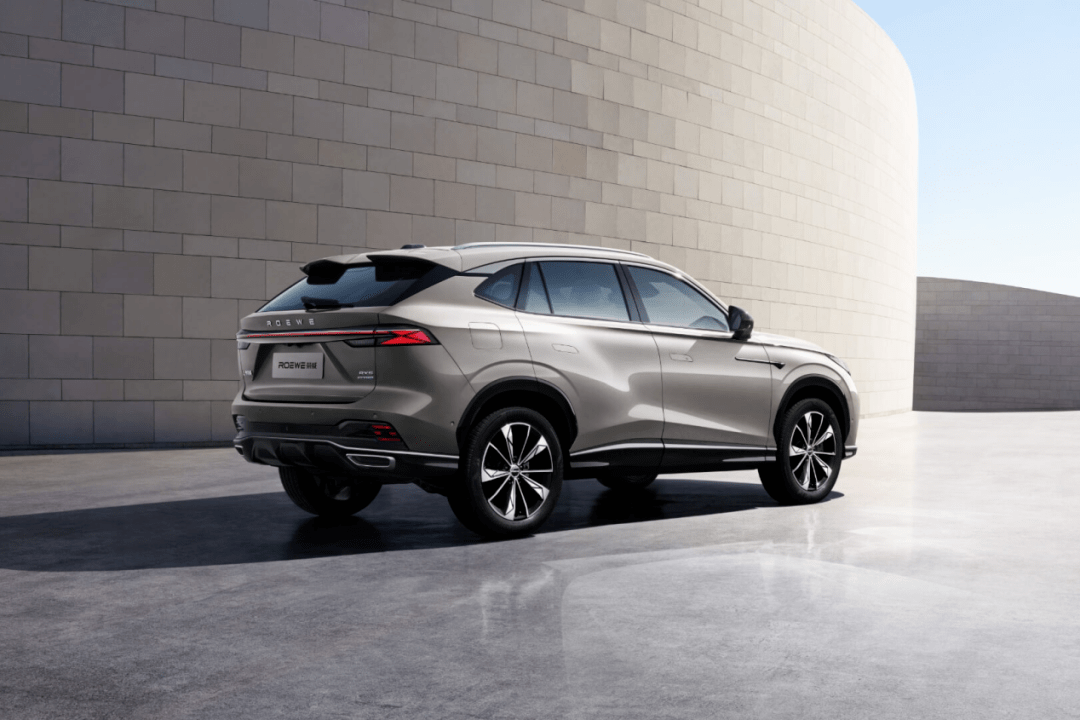 12.99万历史低价，全新荣威eRX5祭出“真油电同价”大招_搜狐汽车_搜狐网