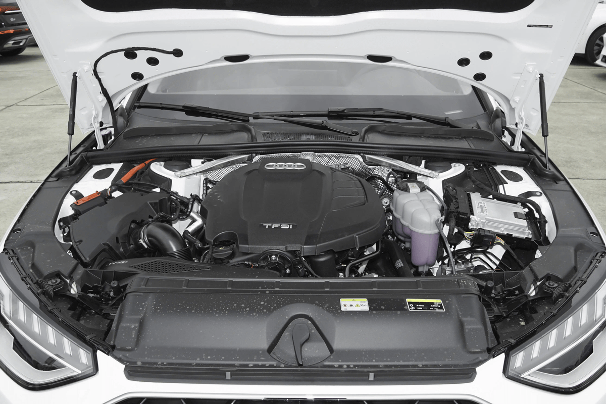 奥迪A4L实力依旧， 价格下调7.94万元，下半年销量如何？_搜狐汽车_搜狐网