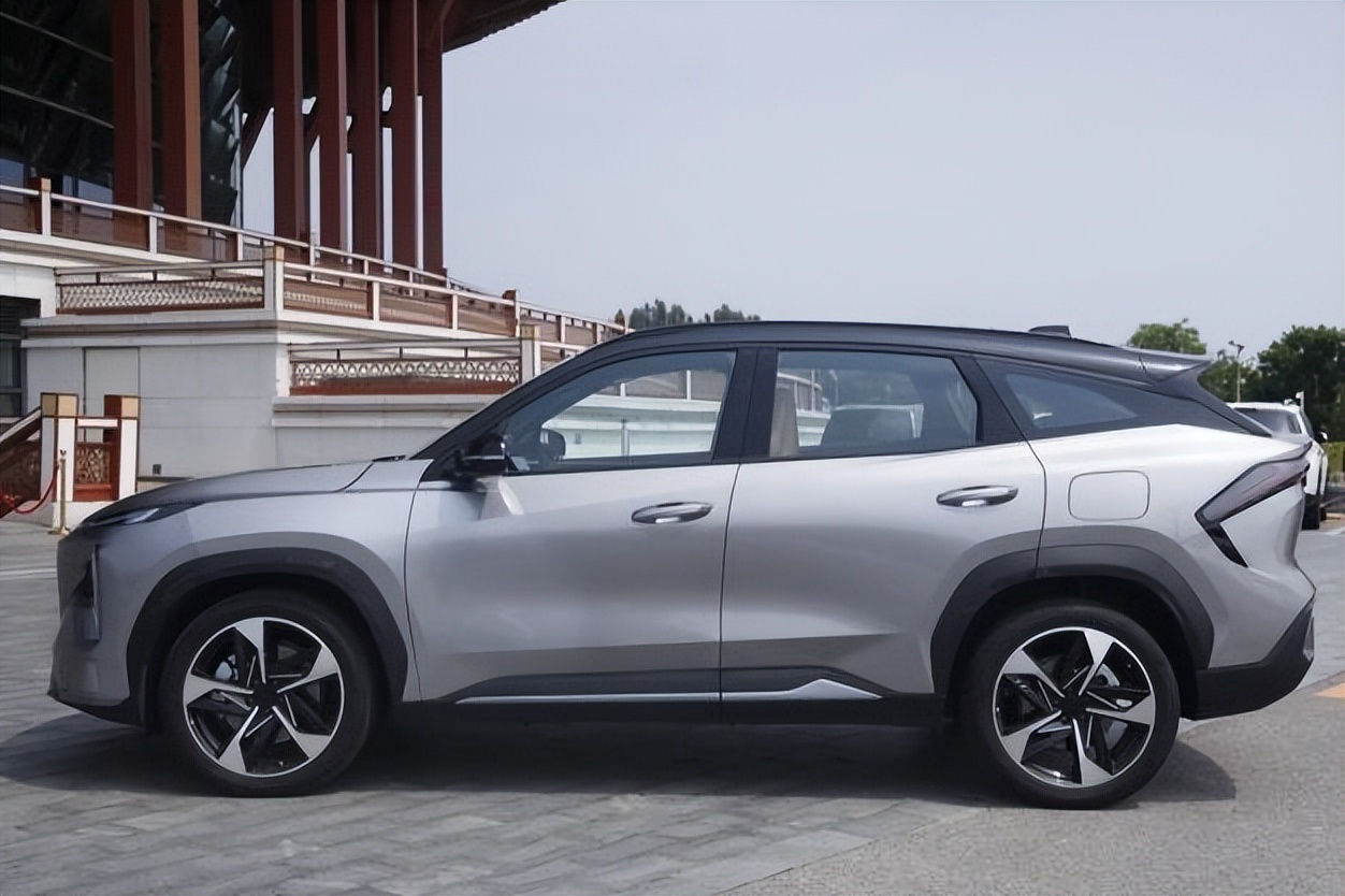 销量霸榜王出现！银河L7 销量又破万了_搜狐汽车_搜狐网