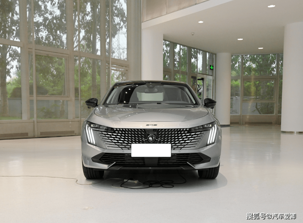 新款标致508L来了，搭载1.8T+8AT，更换全新车标，8月11日将上市_搜狐汽车_搜狐网