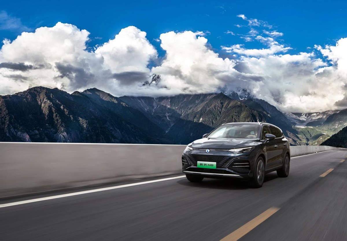 云辇C+DM-p，超级混动腾势N8上市，31.98万起_搜狐汽车_搜狐网