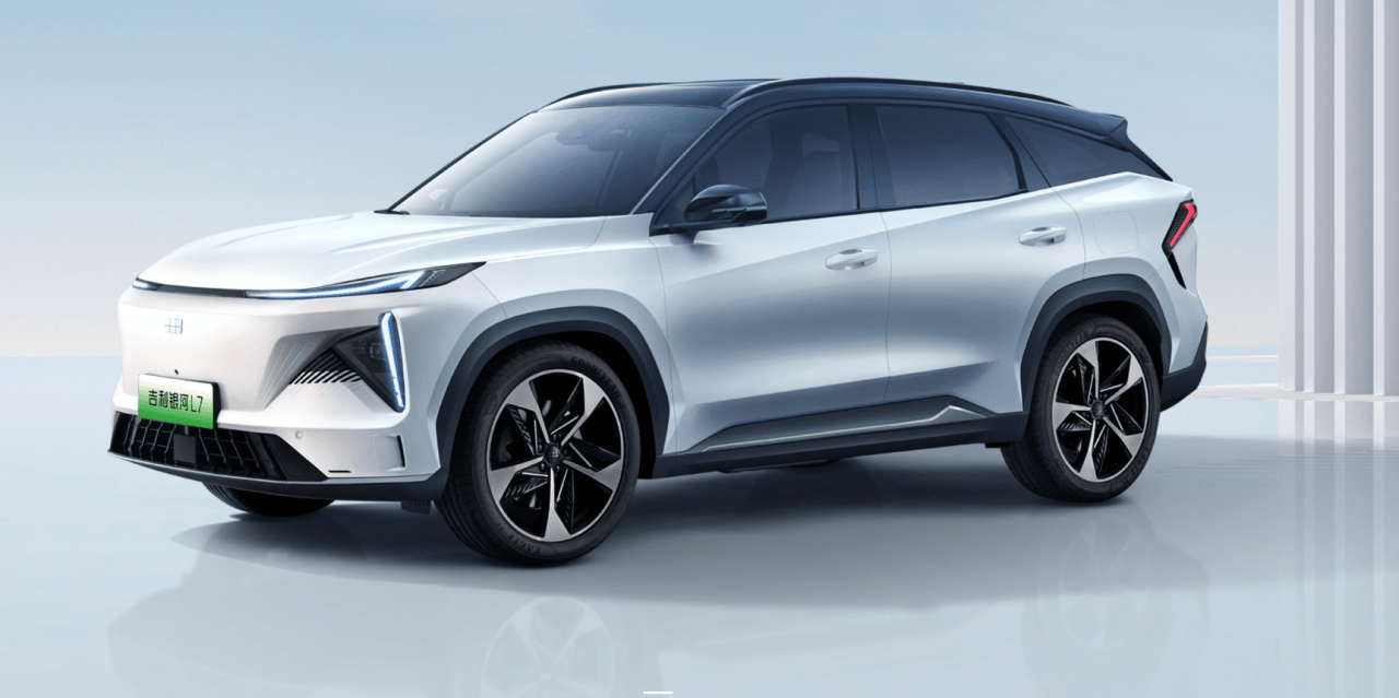 插混SUV吉利银河L7 PK比亚迪宋PLUS DM-i , 谁的安全做得更好呢？_搜狐汽车_搜狐网