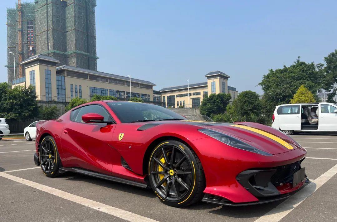 四川第1台法拉利812C，价格超8位数，稀有度堪比拉法_搜狐汽车_搜狐网