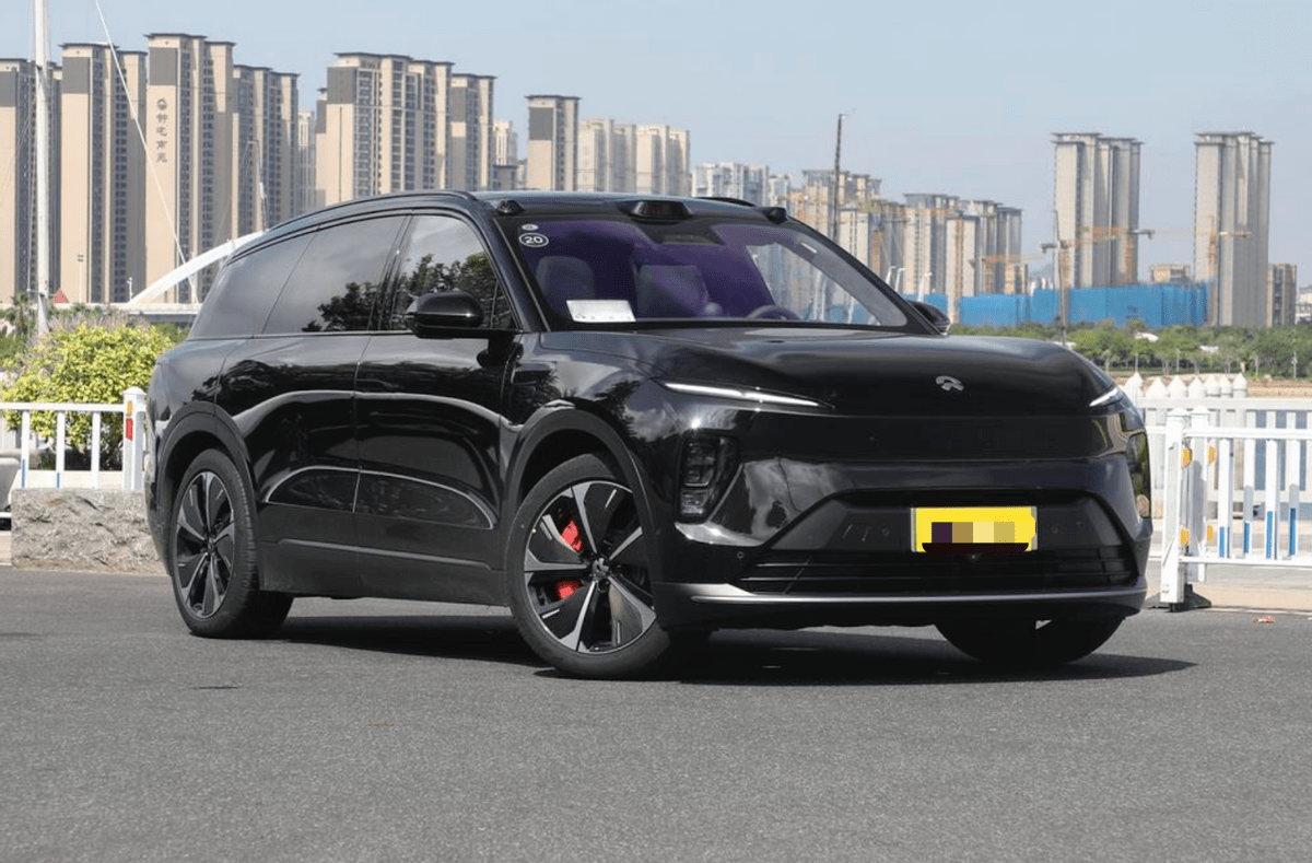 都是空簧，双腔的ES8比单腔的X7、GLS更舒适_搜狐汽车_搜狐网