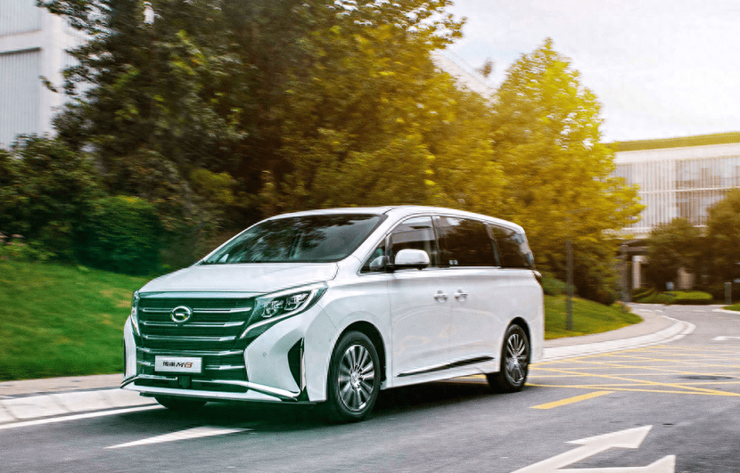 针尖对麦芒，荣威iMAX8 VS传祺M8，谁才是国产高端MPV代表？_搜狐汽车_搜狐网