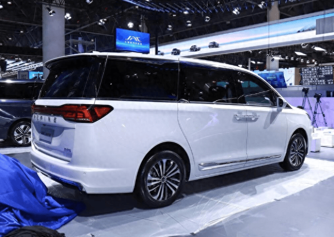 全新插混动力 多用途智能MPV新选择，江淮瑞风RF8成都车展发布_搜狐汽车_搜狐网