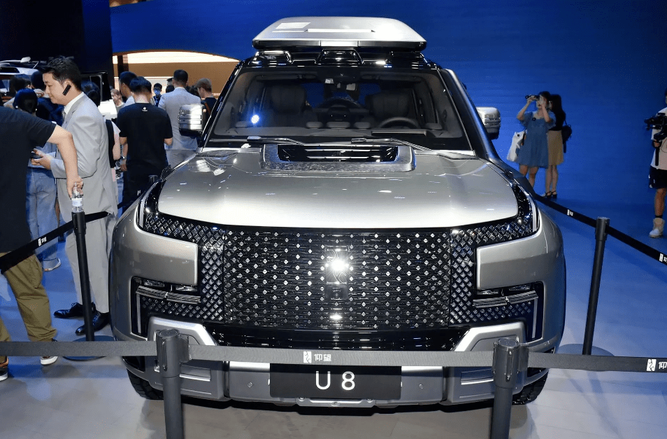 自主品牌的价格天花板，预售价为109.8万，仰望U8到底有多能打？_搜狐汽车_搜狐网