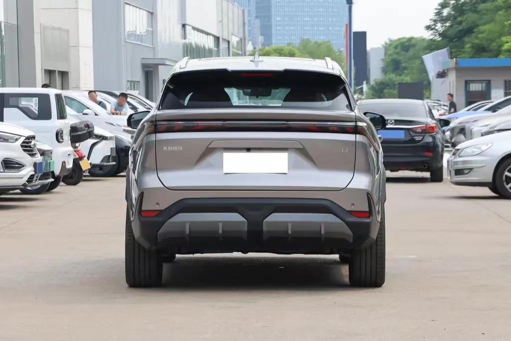 最强混动1.5T，配置给力，综合续航超1370公里，带您全面解析银河L7_搜狐汽车_搜狐网