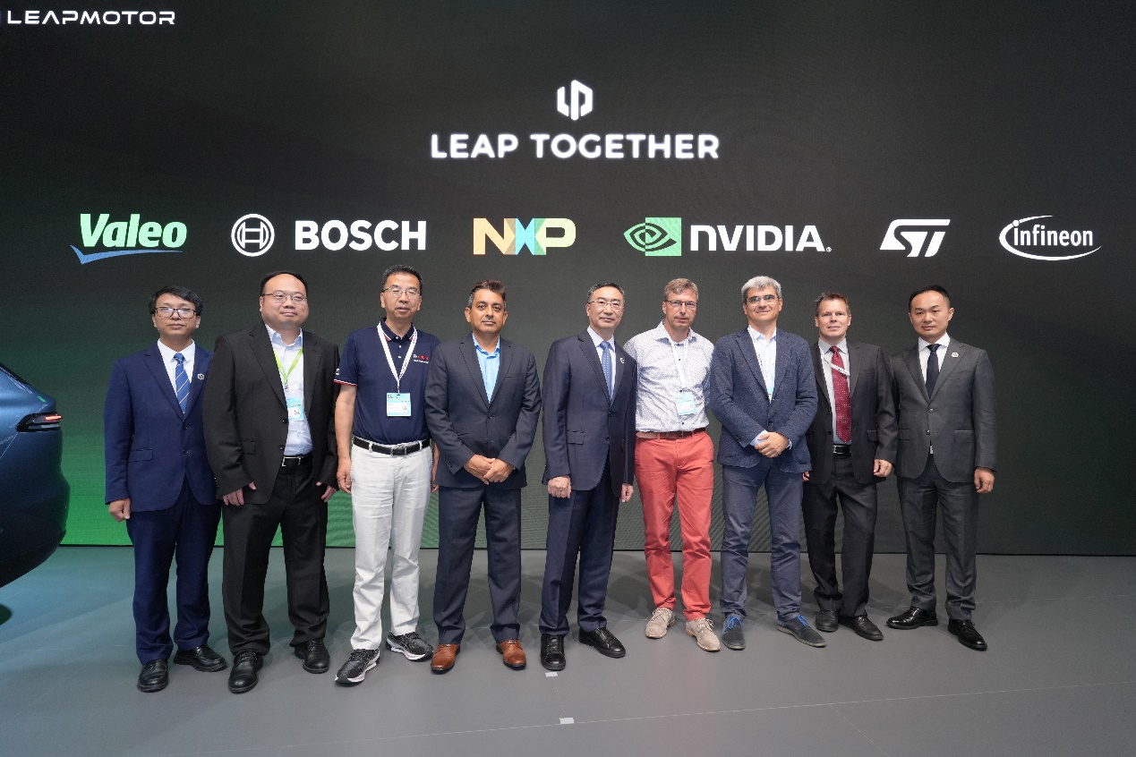 首搭LEAP3.0架构的零跑全球车型C10于慕尼黑车展发布_搜狐汽车_搜狐网