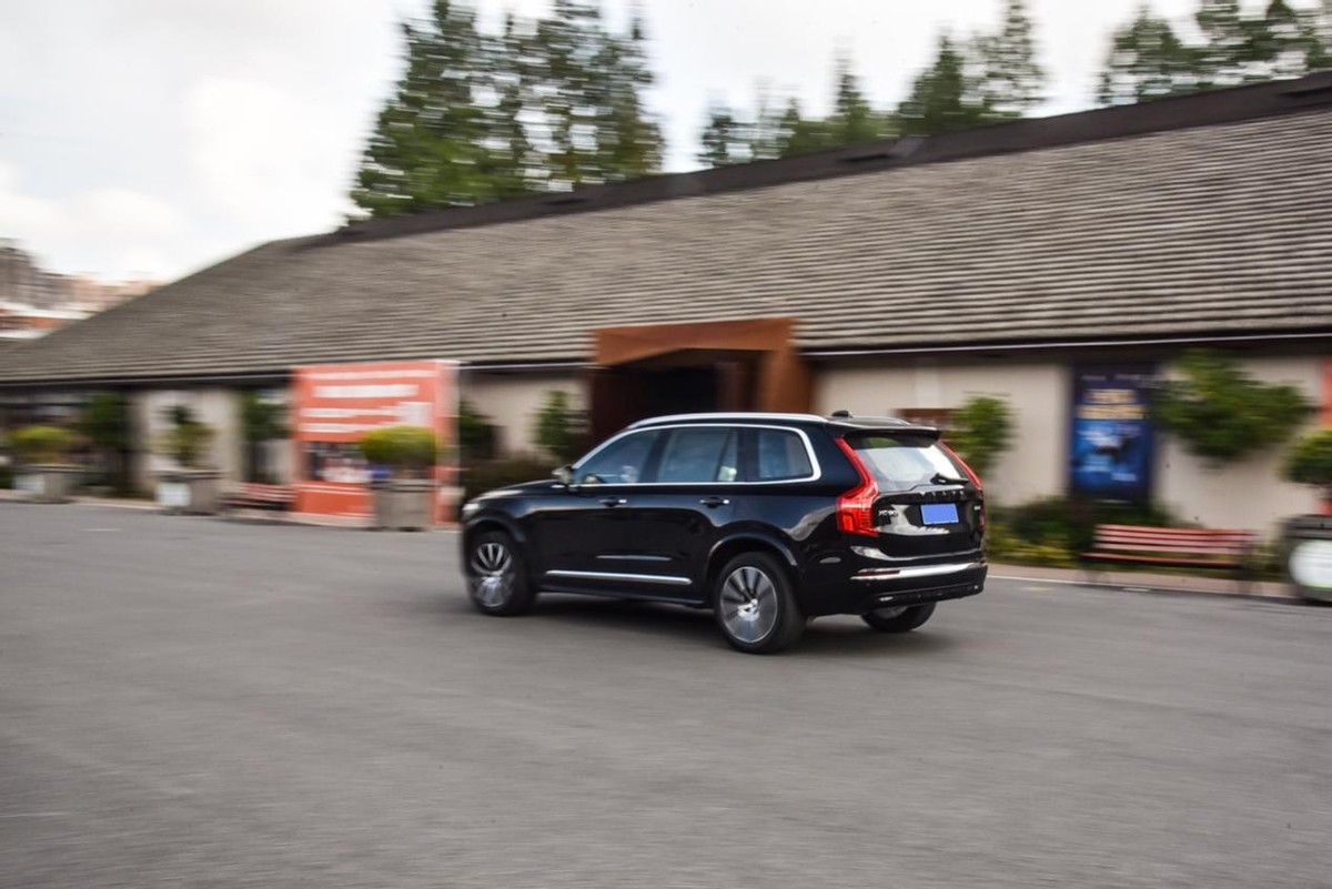 BBA新车这么多，为何偏偏沃尔沃XC90入得了律师的法眼？_搜狐汽车_搜狐网