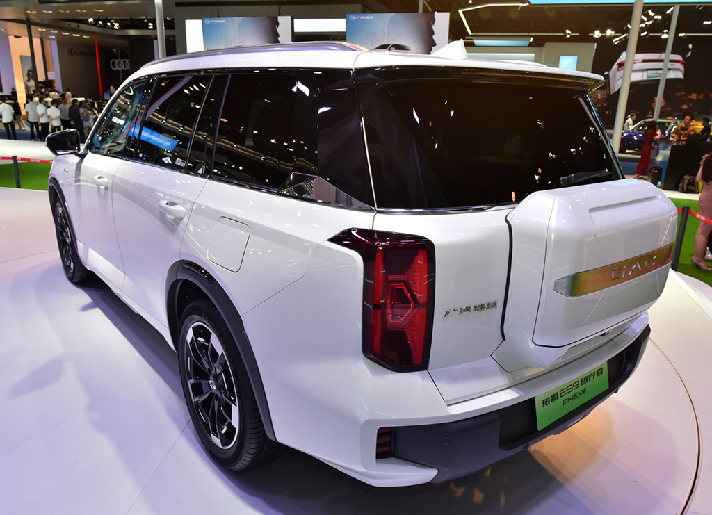 旗舰SUV国庆献礼/续航1215km 传祺ES9将于10月1日开启预售_搜狐汽车_搜狐网