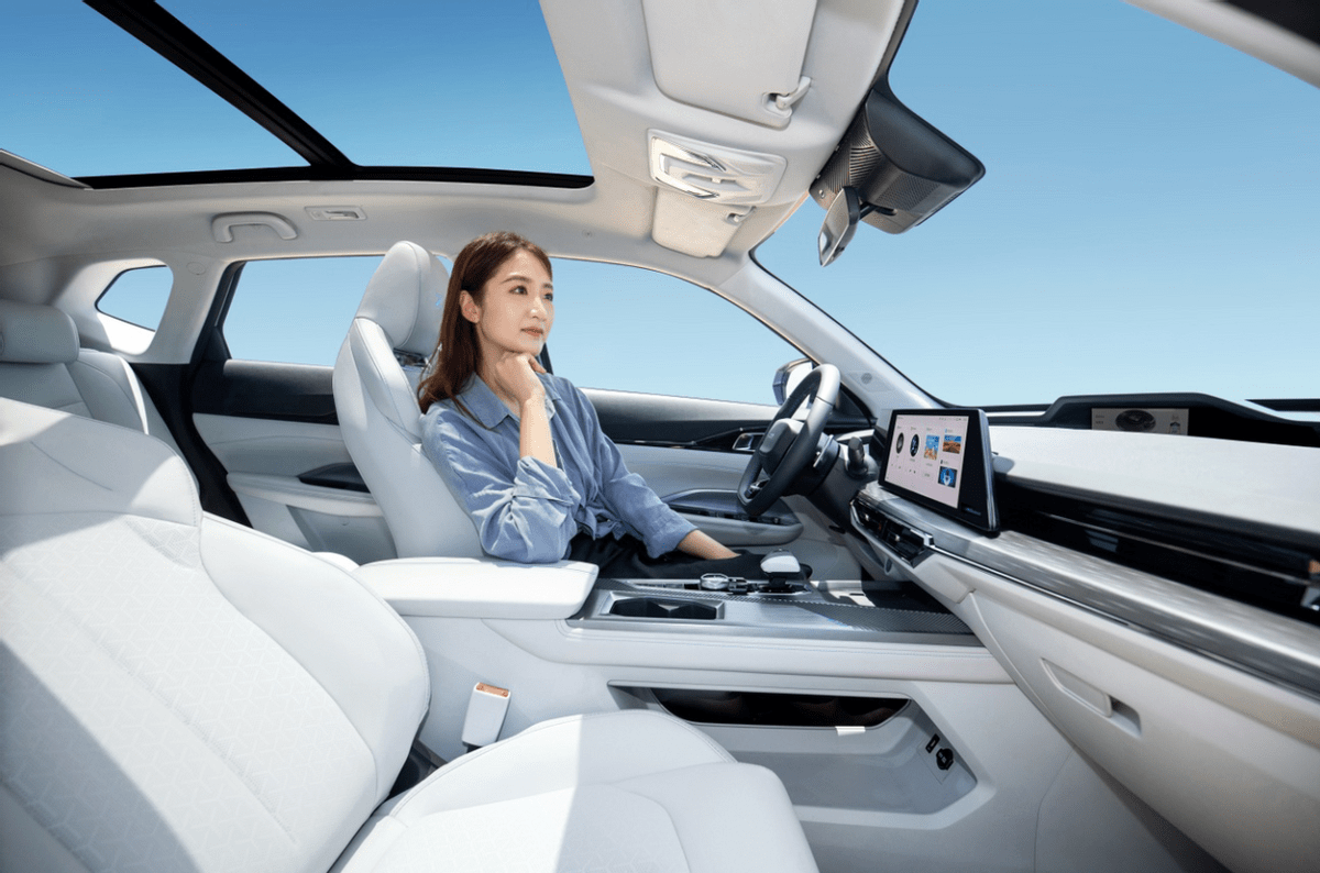 活久见！长安欧尚Z6智电iDD和银河L7一箱油就玩转国庆假期_搜狐汽车_搜狐网