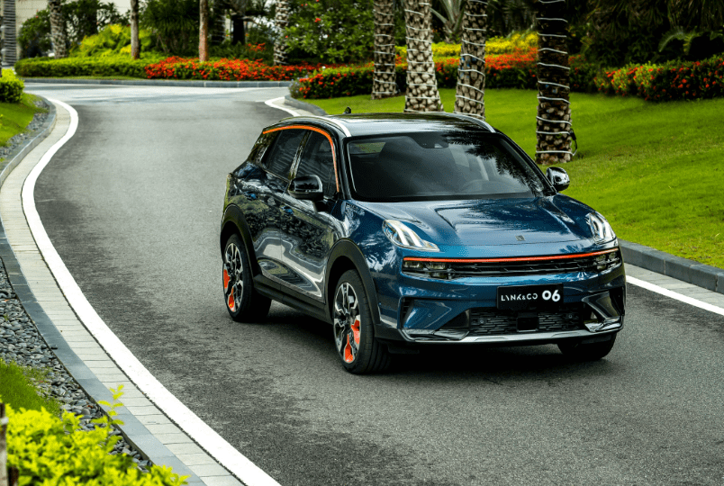 领克06 EM-P内饰图发布，混动版预计售价18万起_搜狐汽车_搜狐网