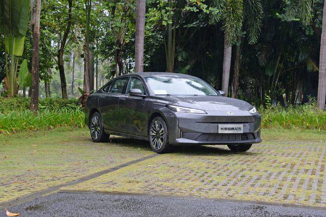 长安启源A05将于10月20日上市 纯电续航达145KM_搜狐汽车_搜狐网