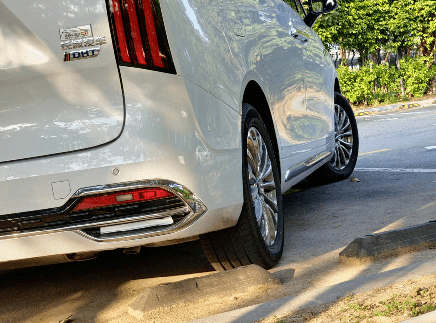 大空间+强动力，试驾魏牌高山后发现，这才是高端的新能源MPV_搜狐汽车_搜狐网