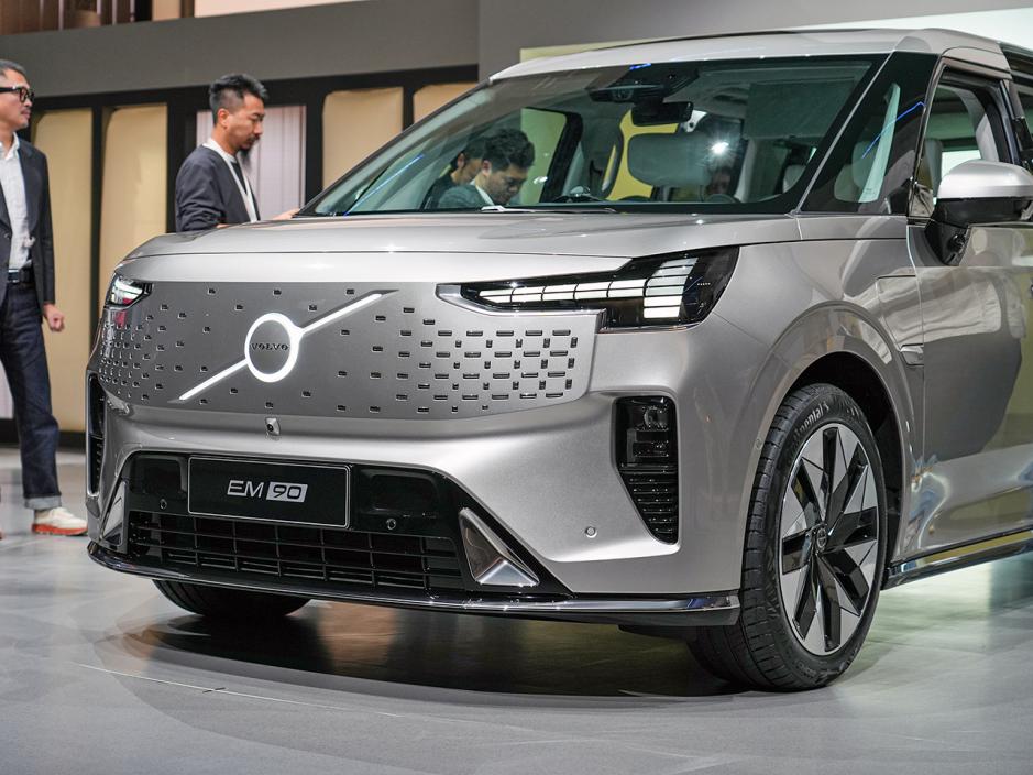 售价81.8万元，沃尔沃首款纯电豪华MPV EM90正式上市_搜狐汽车_搜狐网