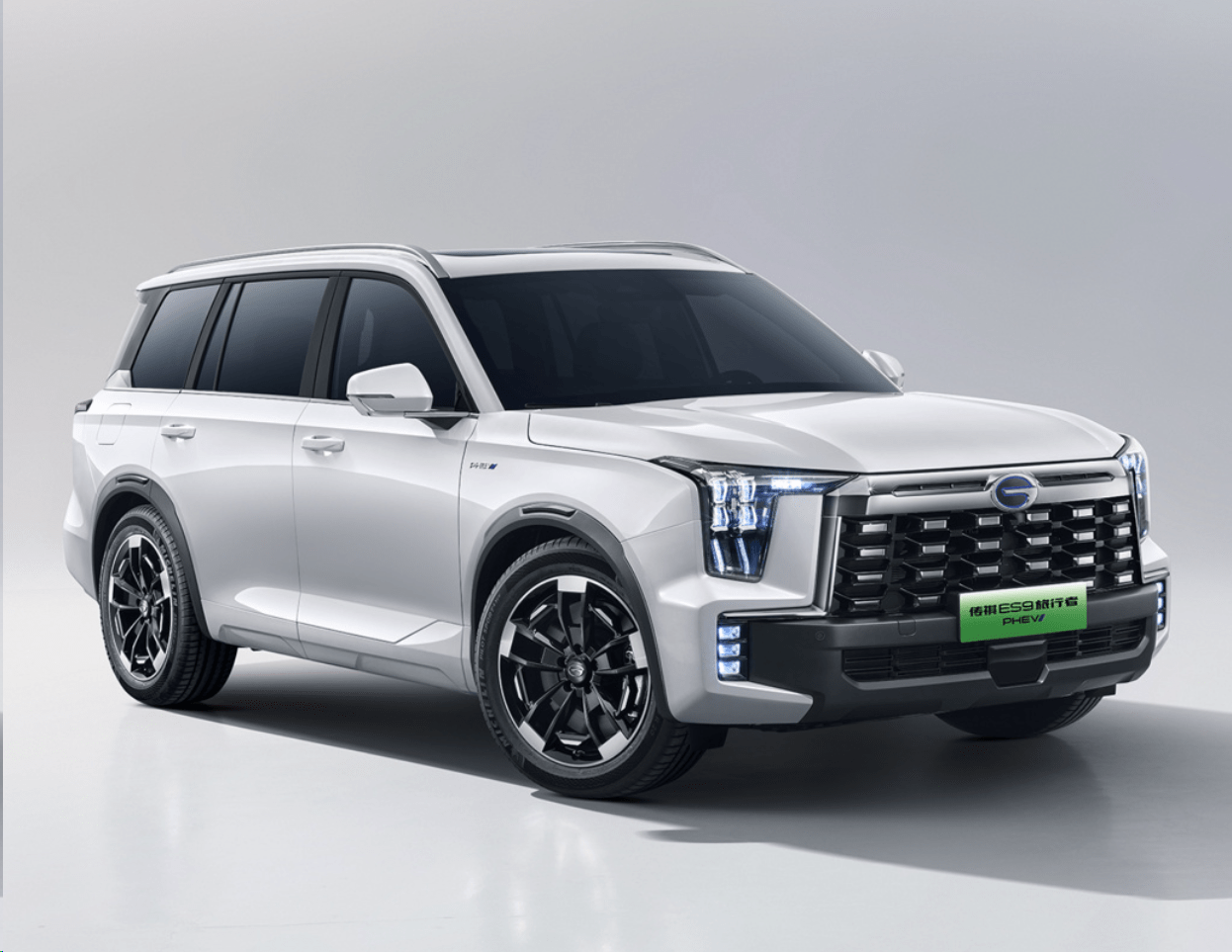 预算不到30万买中大型SUV 配2.0T插混动力 续航1215KM 传祺ES9_搜狐汽车_搜狐网