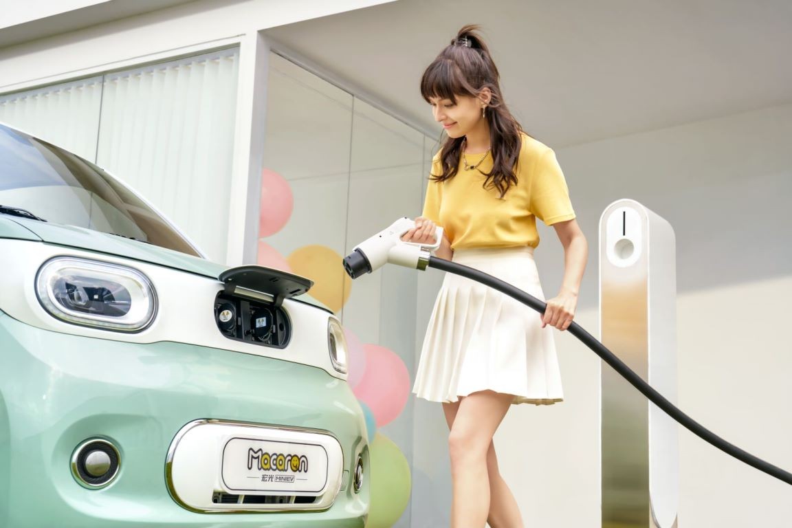 潮流与实用并存，宏光MINIEV第三代马卡龙，华丽大变身！_搜狐汽车_搜狐网