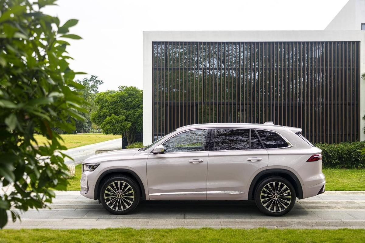 12月上市的3大国产SUV：比亚迪最美SUV来袭，问界M9或50万起售_搜狐汽车_搜狐网