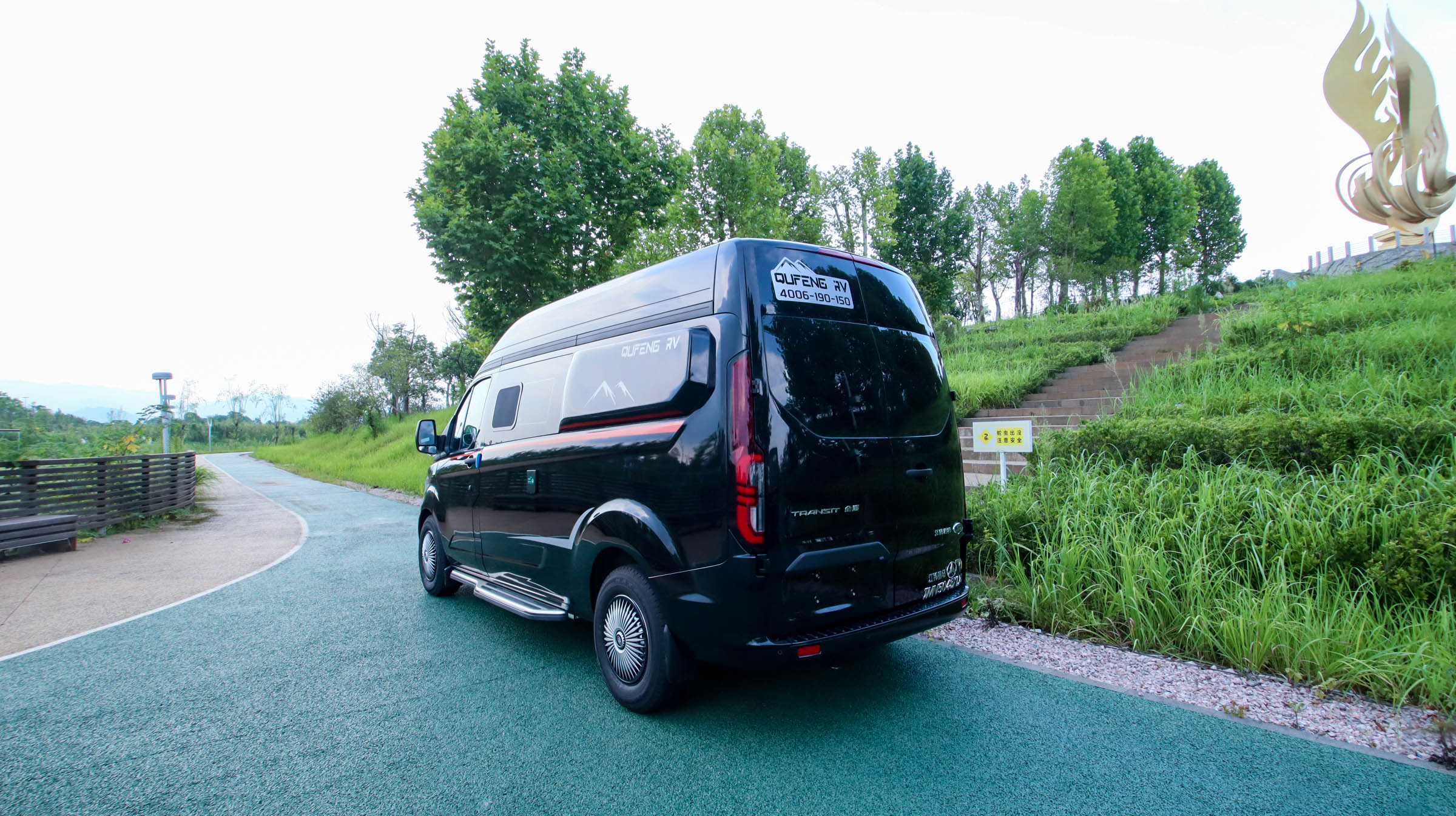 趣蜂B610：20多万的福特V362小房车，通勤代步自驾旅游首选！_搜狐汽车_搜狐网