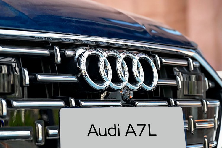 解析上汽奥迪A7L 强者不做选择，性能强劲+颜值顶流才是标准答案!_搜狐汽车_搜狐网