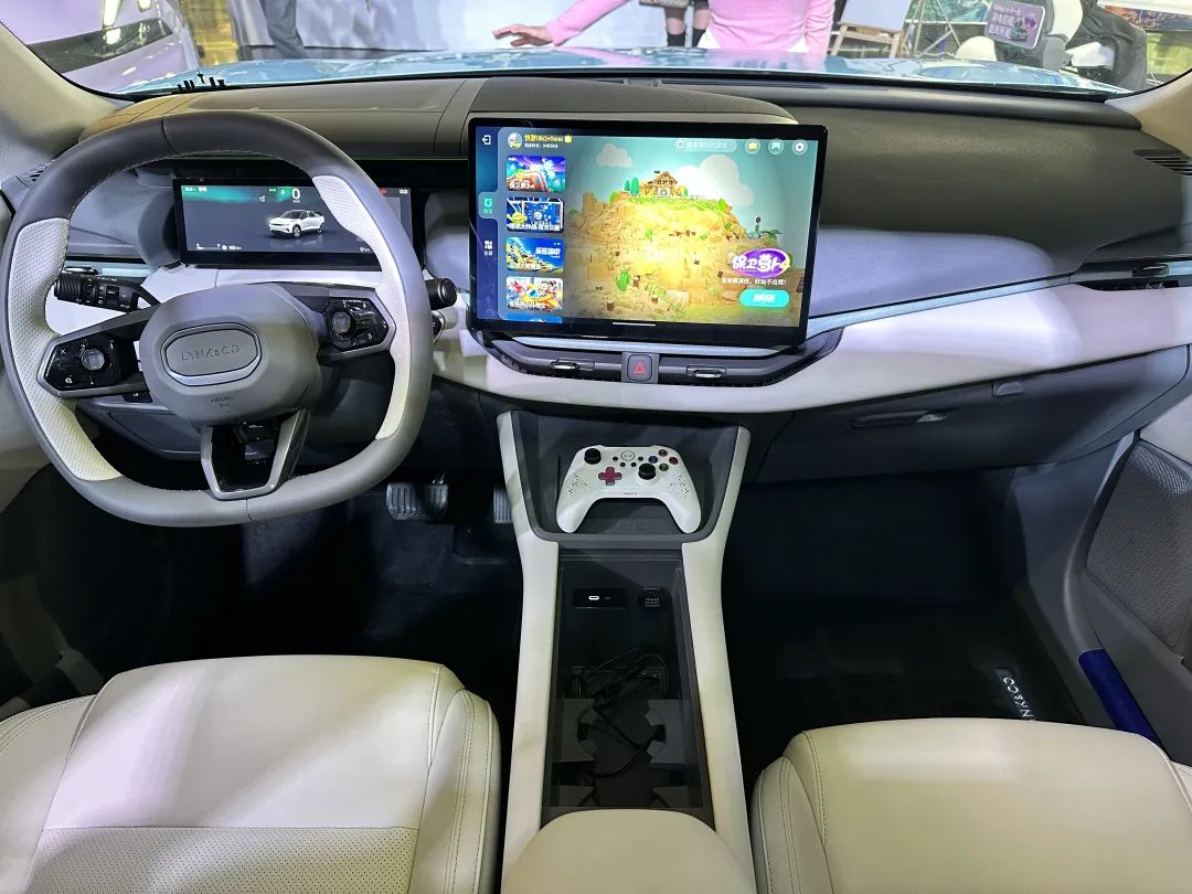综合续航1280km的13万级小型SUV，领克06EM-P你打几分？_搜狐汽车_搜狐网