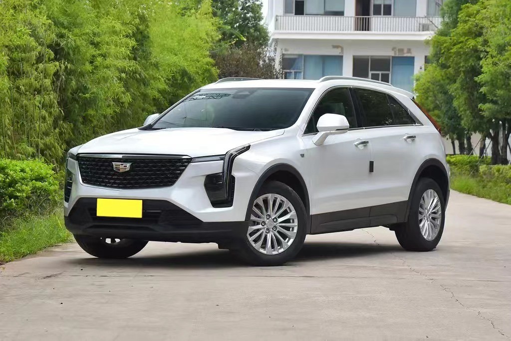 凯迪拉克XT4：跌至亲民价，标配9AT＋33英寸曲面屏，值得购买吗？_搜狐汽车_搜狐网