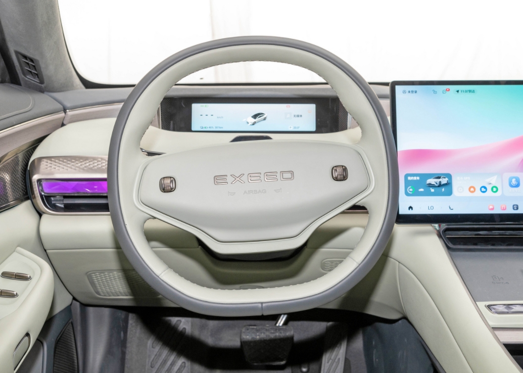 星途星纪元ES，E0X云台底盘，标配空气悬挂_搜狐汽车_搜狐网