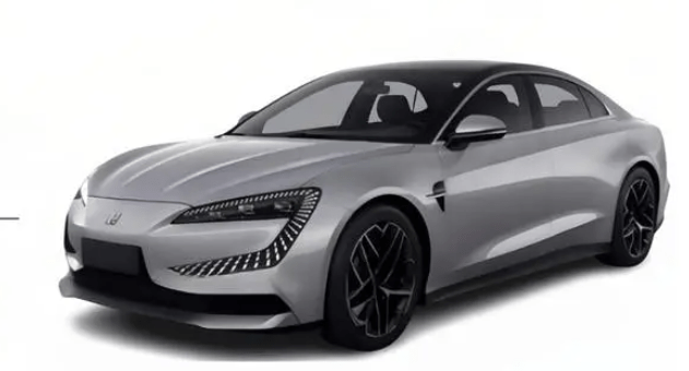 定位接近BBA“56E”，比亚迪仰望U6街拍！外观能接受？_搜狐汽车_搜狐网