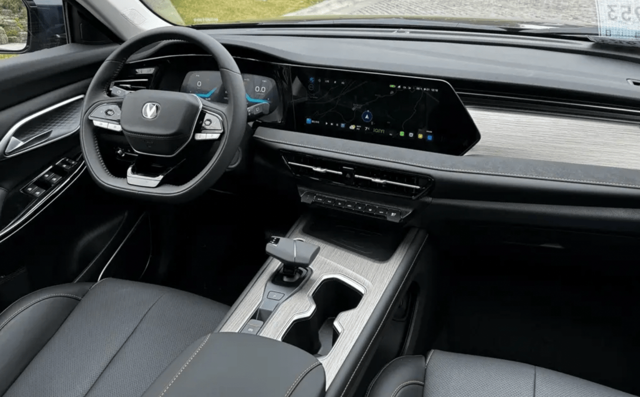 换“V”标，PLUS加码？第二代长安X5、X7 PLUS升级有哪些？_搜狐汽车_搜狐网