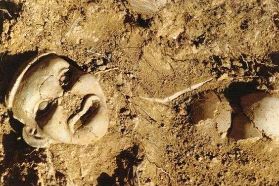 5000年前中国人的女神是什么样子？看过的都被惊到了_红山文化_玉龙_玉器