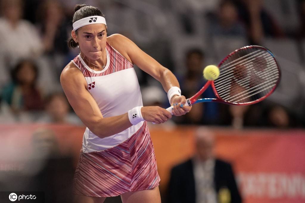 2022年WTA年终总决赛女单小组赛：斯维亚特克获胜-搜狐大视野-搜狐新闻