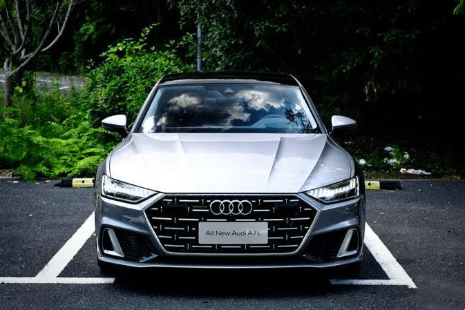 都是德系豪华座驾，奥迪A7L与宝马5系选谁？_搜狐汽车_搜狐网