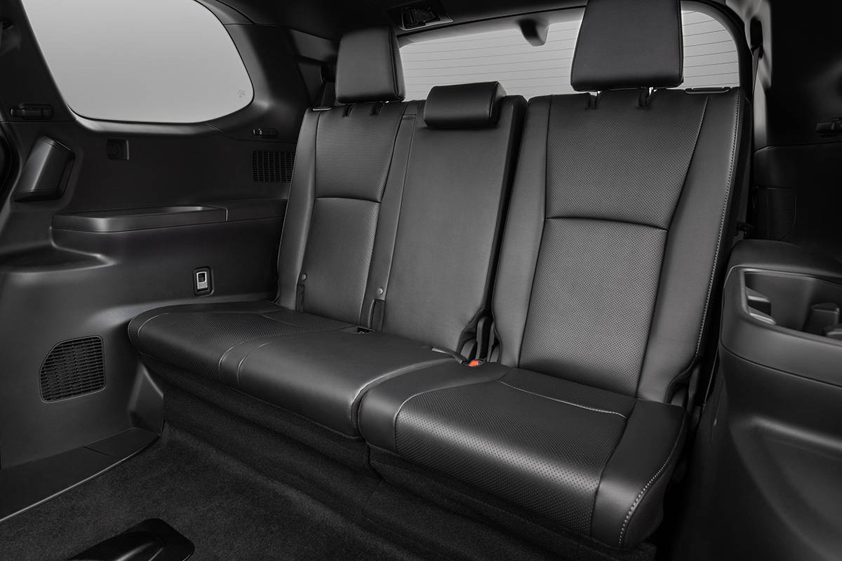 标配三排座椅 丰田Grand Highlander官图发布_搜狐汽车_搜狐网