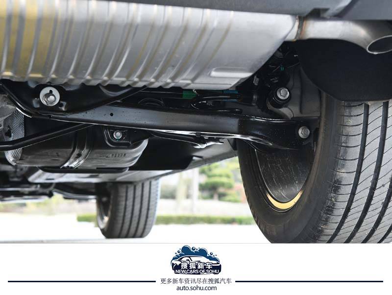 CDC电磁悬架赋能下究竟有何提升？ 场地试驾星途瑶光_搜狐汽车_搜狐网