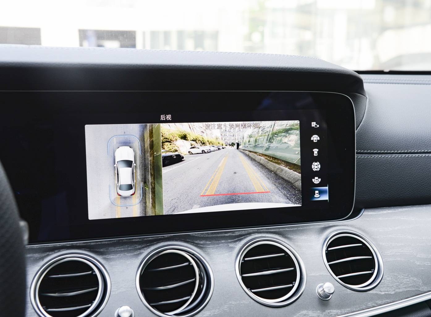 50万买这台新款奔驰E300L运动豪华值不值？具体分析后，你就懂了_搜狐汽车_搜狐网