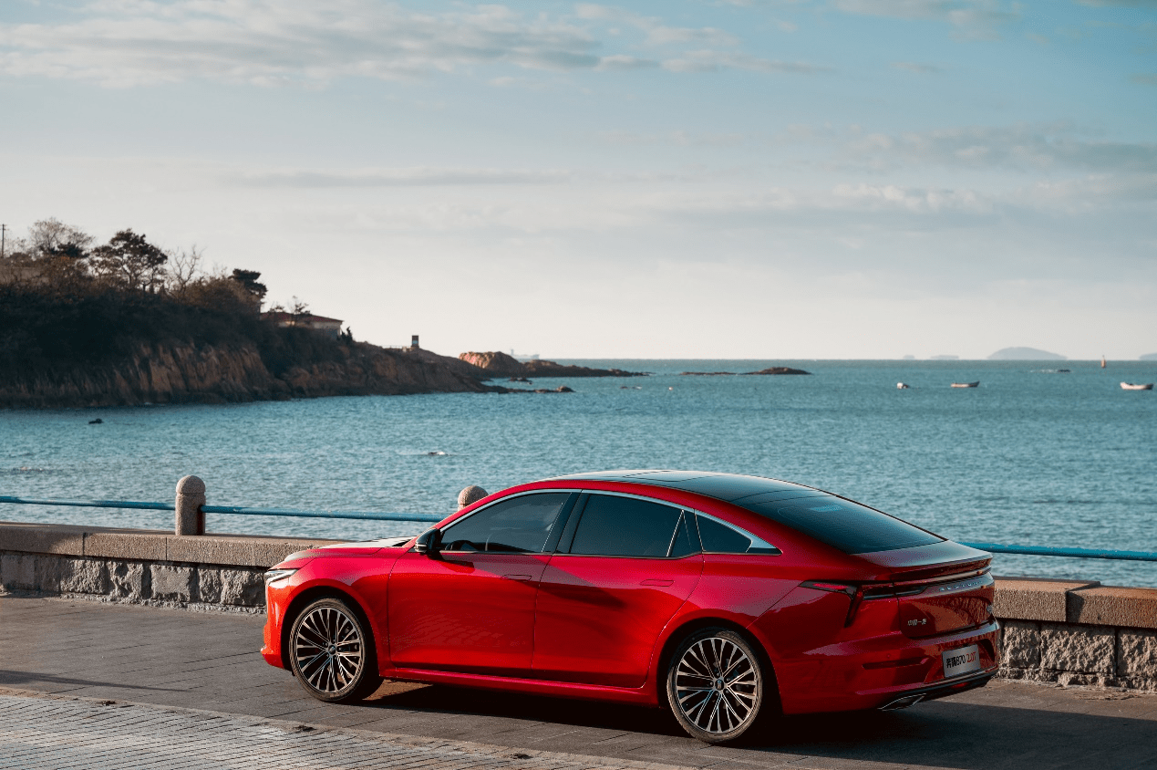 媲美家与五星级酒店般的舒适 解析奔腾B70 6A级舒适座舱_搜狐汽车_搜狐网